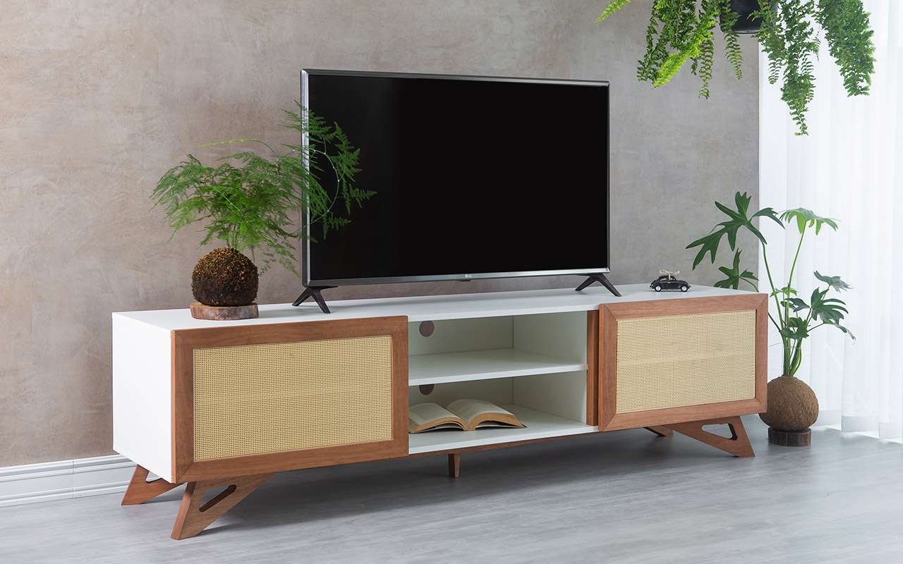 RACK SALA DE TV 2 PORTAS FREDDIE 1800 MDF BRANCO 2 PORTAS JATOBÁ E ...