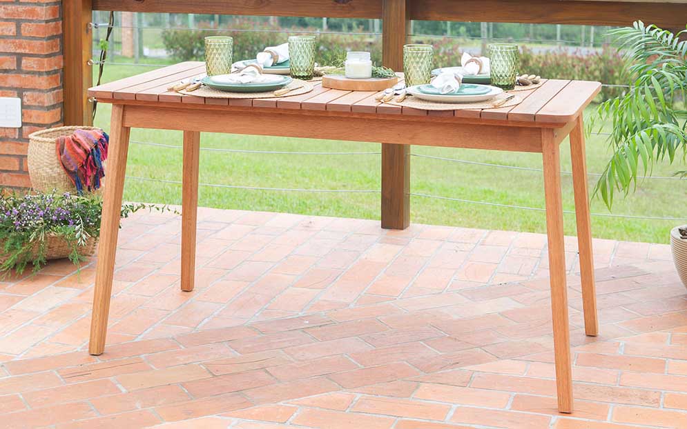 MESA PARA VARANDA DE MADEIRA HOLZ 134X70X76 CM COR CASTANHEIRA - Compre ...