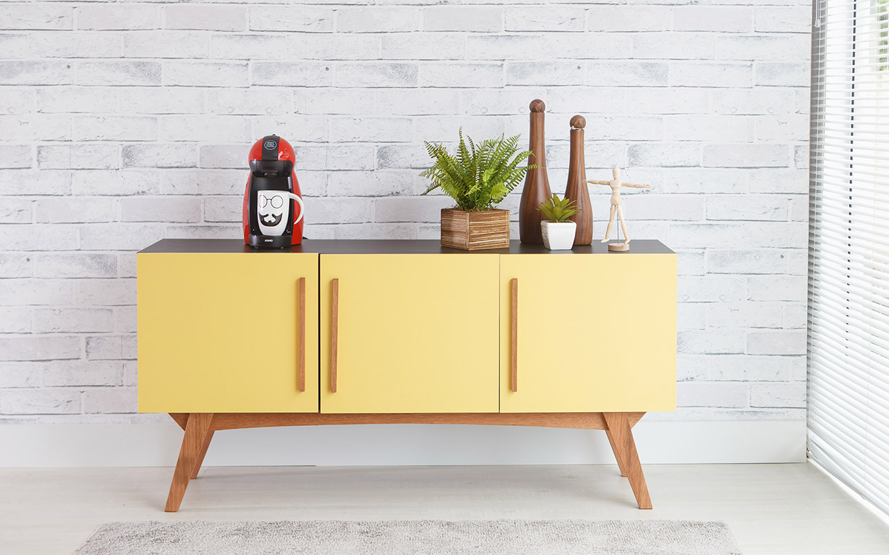 ARMÁRIO BALCÃO PARA SALA TIPO BUFFET PÉS PALITO PRETO 3 PORTAS AMARELAS ...