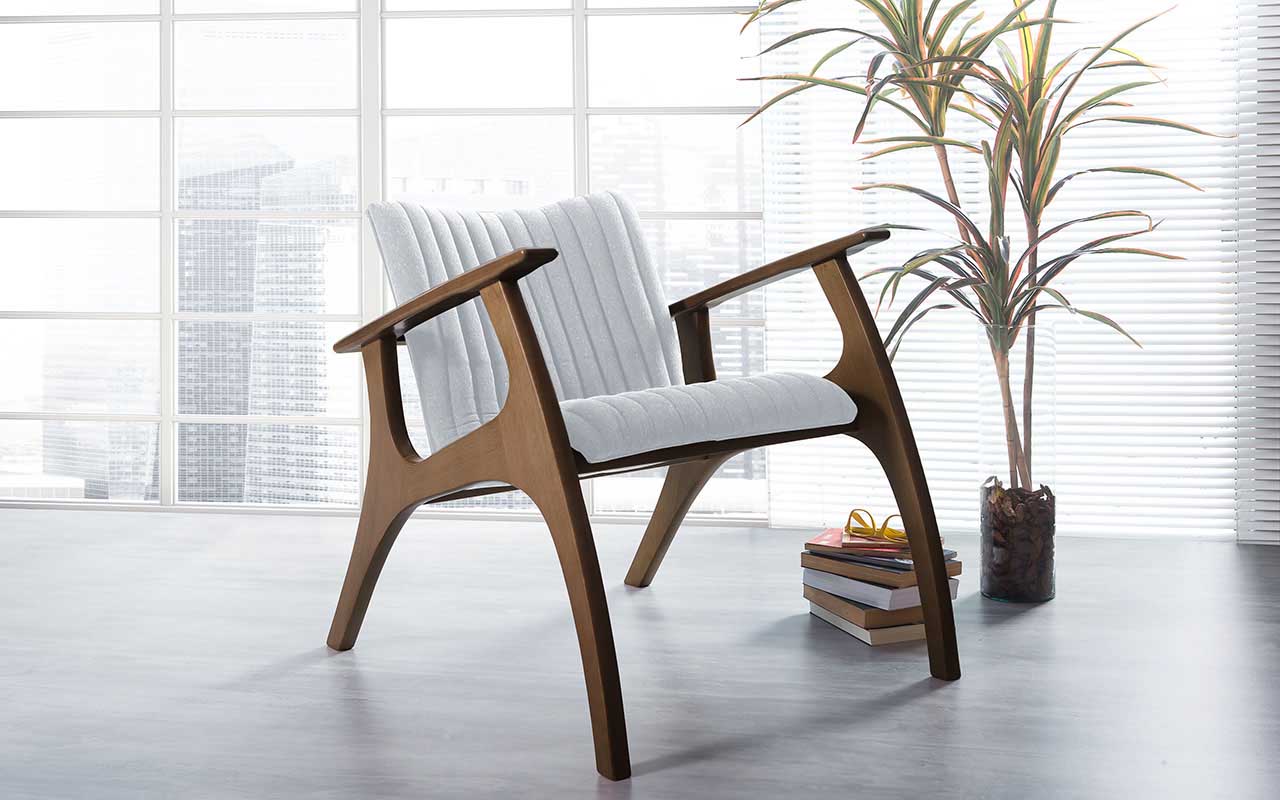 POLTRONA MODERNA DE MADEIRA COM BRAÇOS CINZA CLARO SMITH MATELASSÊ ...