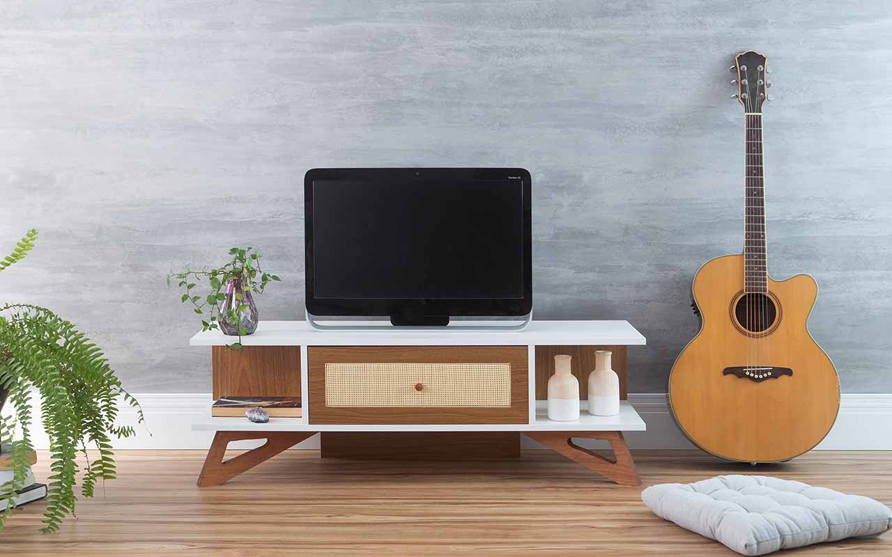 RACK BAIXO TV STILLS BRANCO E FREIJÓ COM JATOBÁ 108X33,6X35,5CM- Compre ...